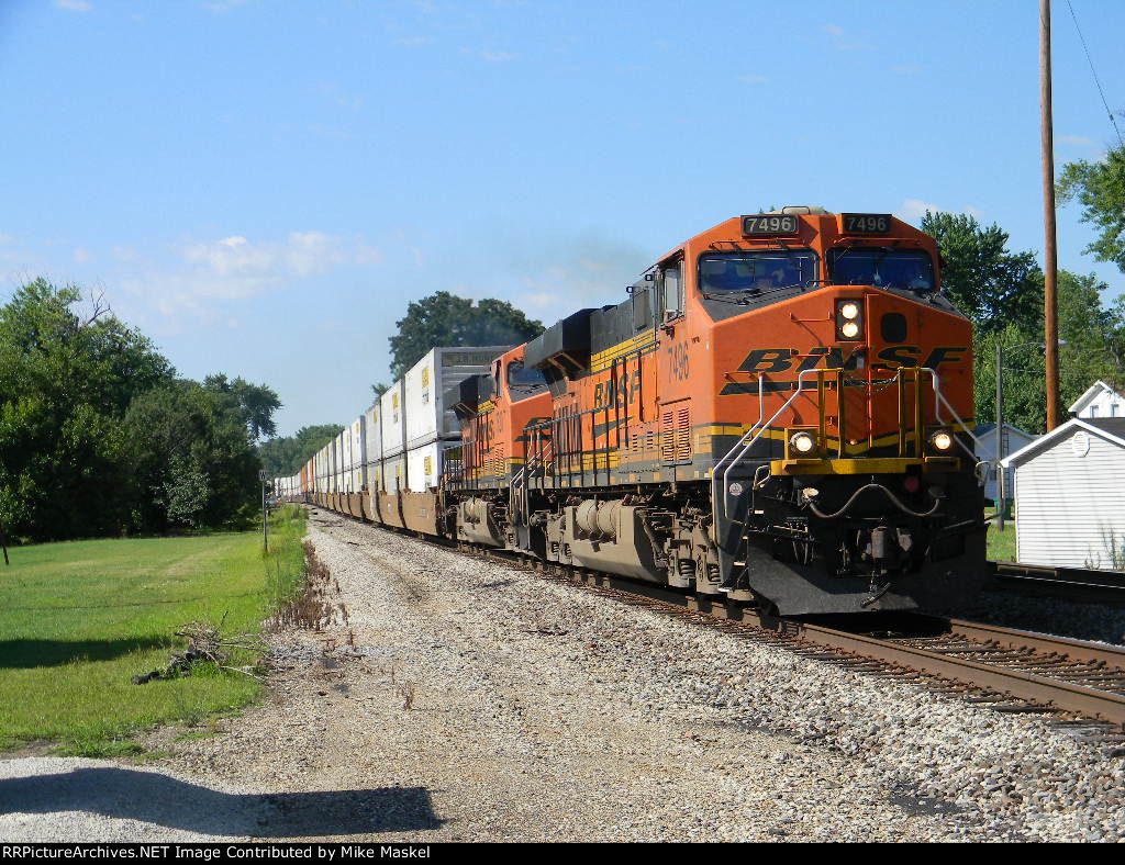 BNSF 7496